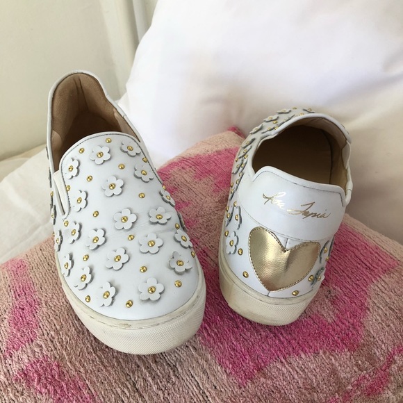 Isa Tapia | Shoes | 3d White Flower Gold Polkadot Gold Heart Leather ...